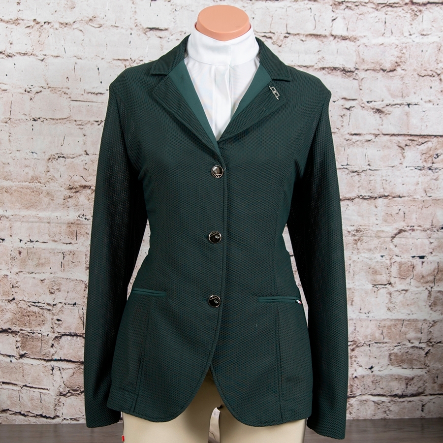 Consigned Ladies Hunt Coats and Shadbellies at Chagrin Saddlery. shop ...