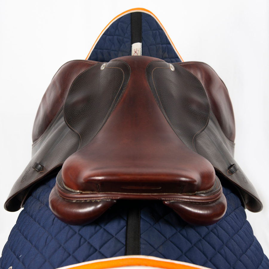 CWD 17 IN CWD SE02 Saddle Medium Tree 2016 Jumping Close-Contact at ...