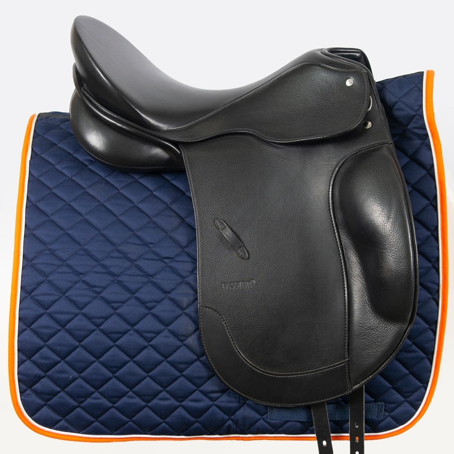 Passier 17 IN Passier Corona II Saddle Medium Wide 2022 Dressage at ...