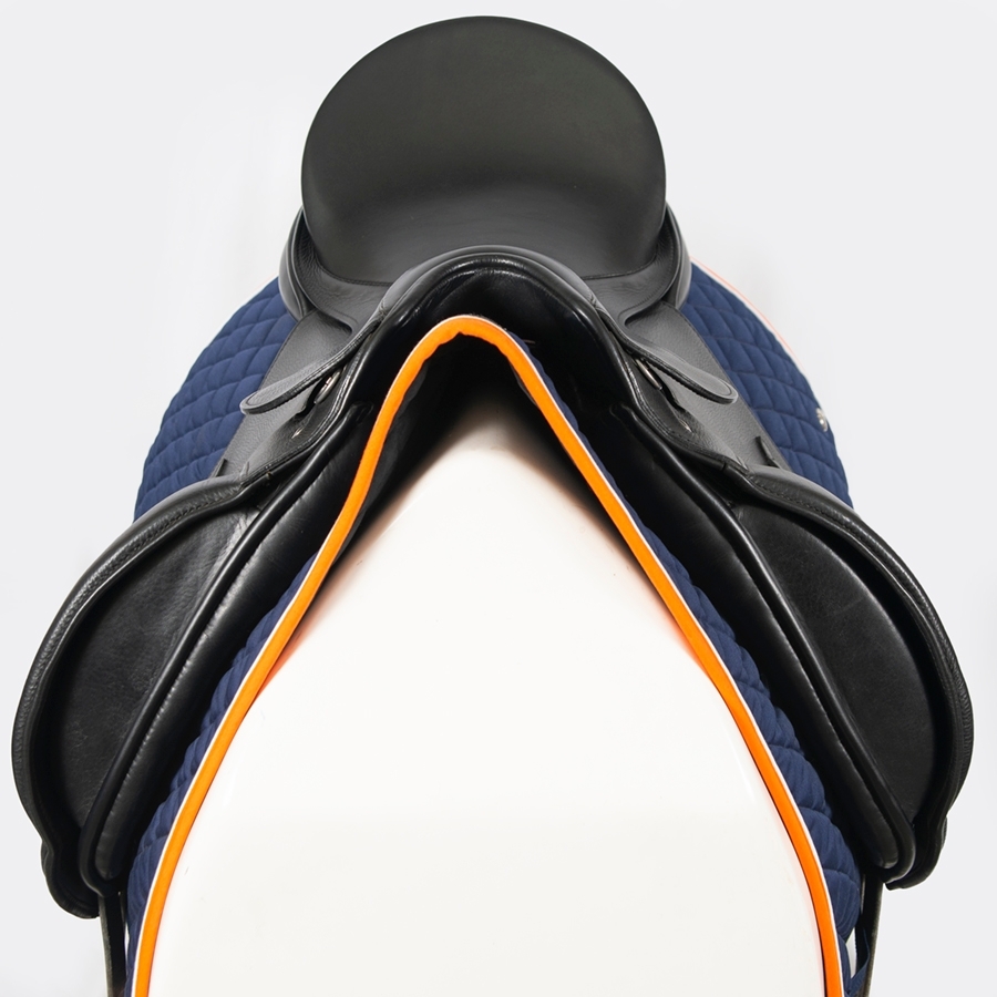 Passier 17 IN Passier Corona II Saddle Medium Wide 2022 Dressage at ...