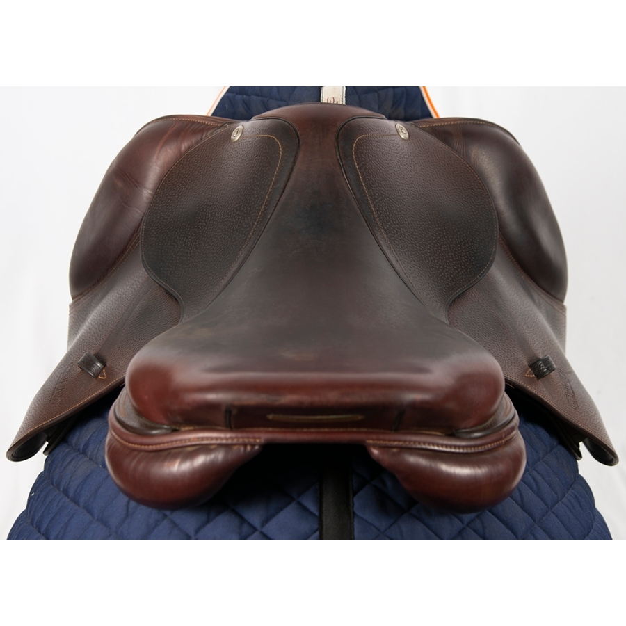 CWD 17 IN CWD SE01 Saddle Medium Tree 2017 Jumping Close-Contact at ...