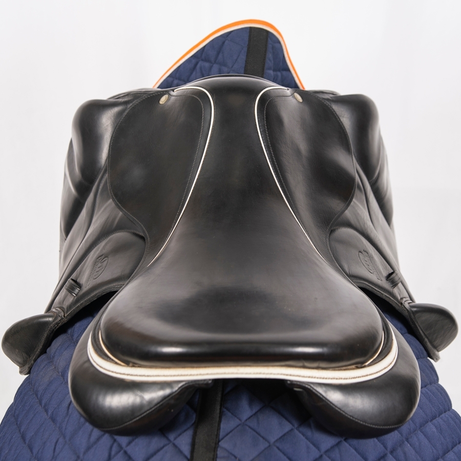 Devoucoux 17.5 IN Devoucoux Chiberta O Monoflap Saddle Medium Wide Tree ...