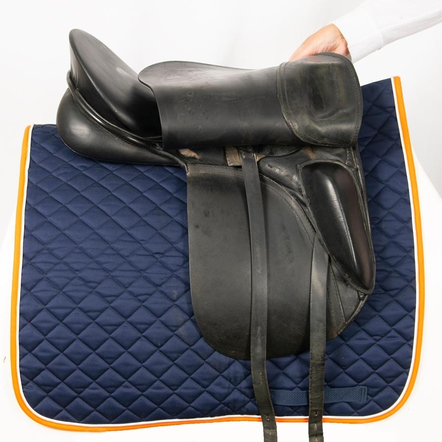 Passier 17.5 IN Passier Hubertus Smith Saddle Medium Tree Dressage at ...