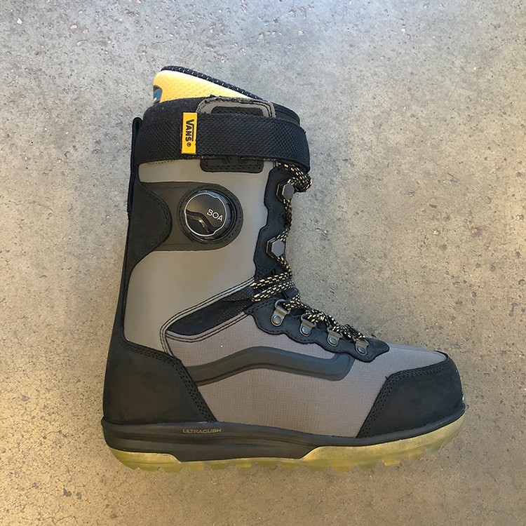 Vans Infuse '18 (BLACK/GREY) Boots at Emage Colorado, LLC