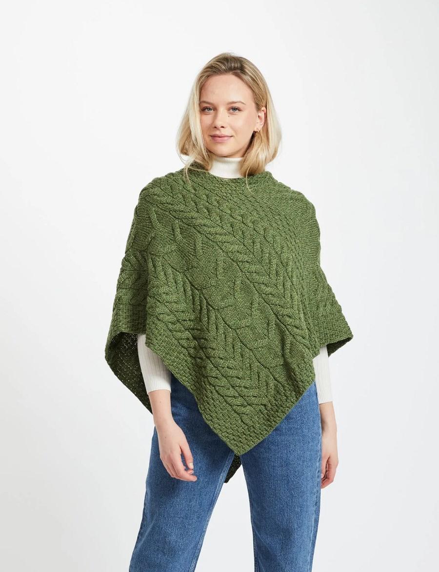 Aran Woollen Mills Irish Triangular Poncho (Moss Green) Clothing Capes ...