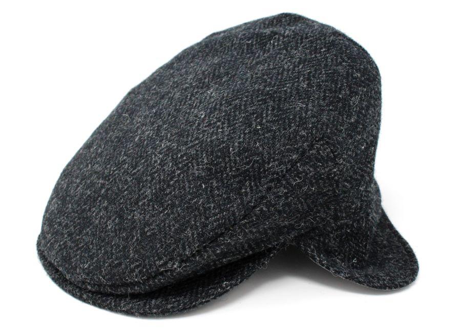 Hanna Hats Irish Cap with Ear Flaps (Black and Grey Tweed) Clothing ...