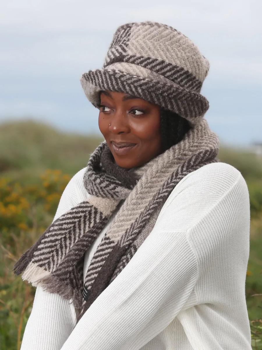 Branigan Weavers Irish Wool Scarf (Multi Brown) Clothing Accessories at ...