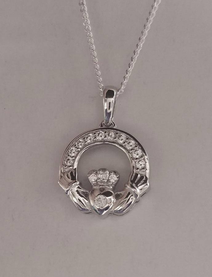Fado Jewelry Irish Crystal Claddagh Pendant Jewelry Pendants Necklaces ...