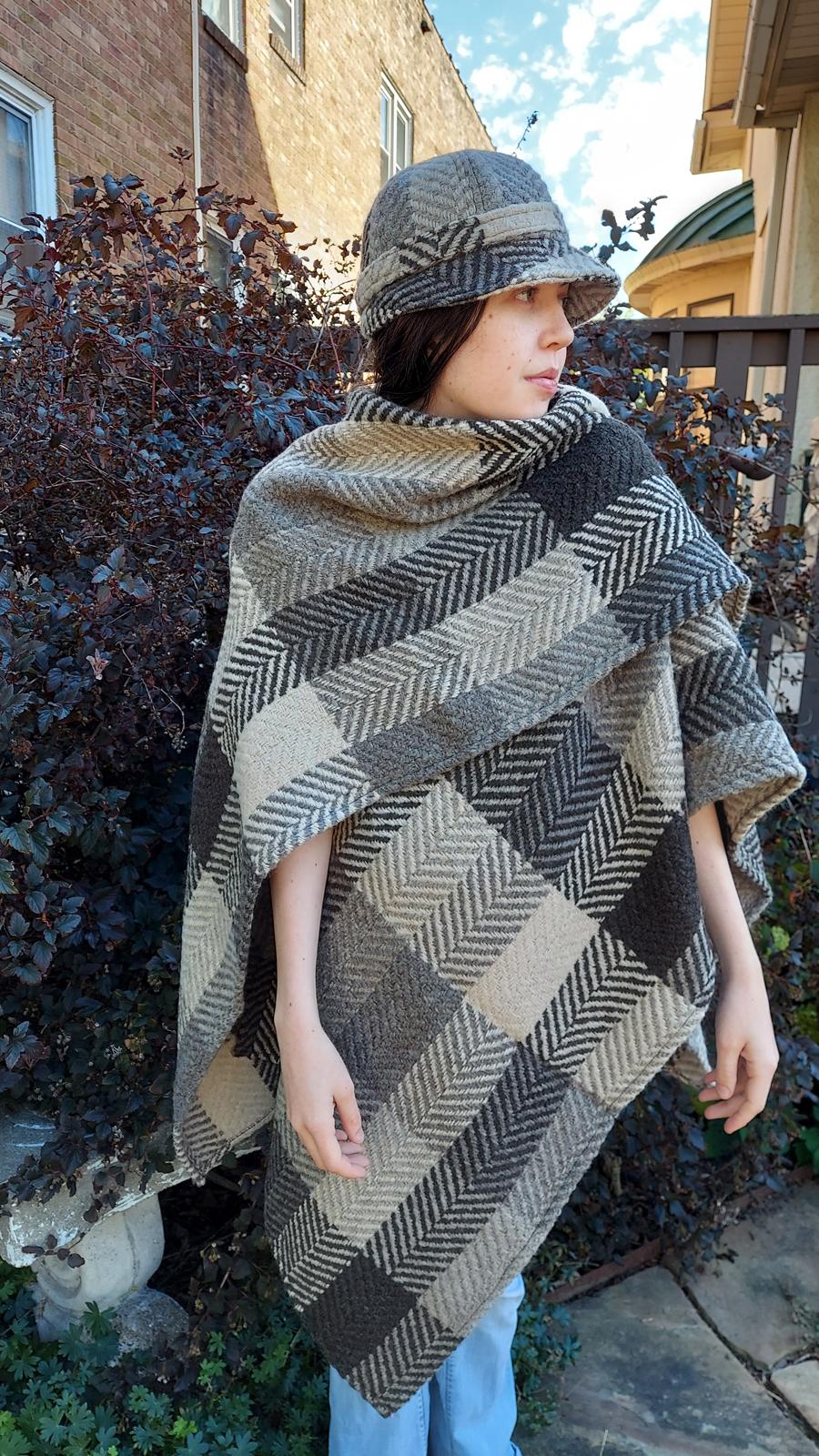 Branigan Weavers Irish Cape Ruana (Multi Brown) Clothing Capes Shawls ...