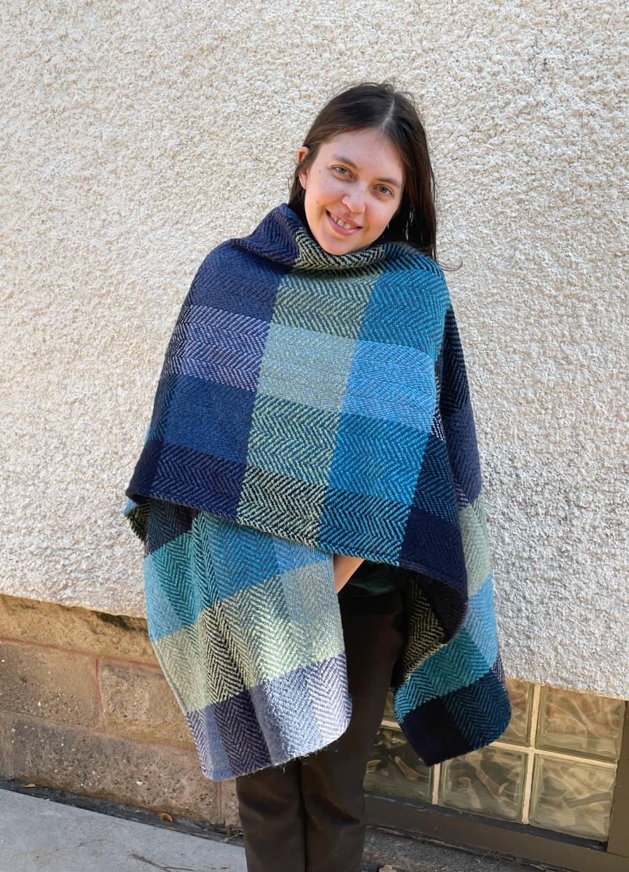 Branigan Weavers Irish Cape Ruana (Donegal Blue) Clothing Capes Shawls ...