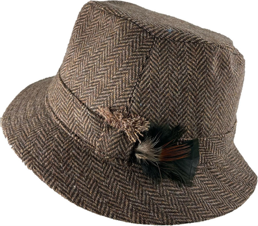Hanna Hats Irish Walking Hat (Hot Chocolate Herringbone Tweed) Clothing ...