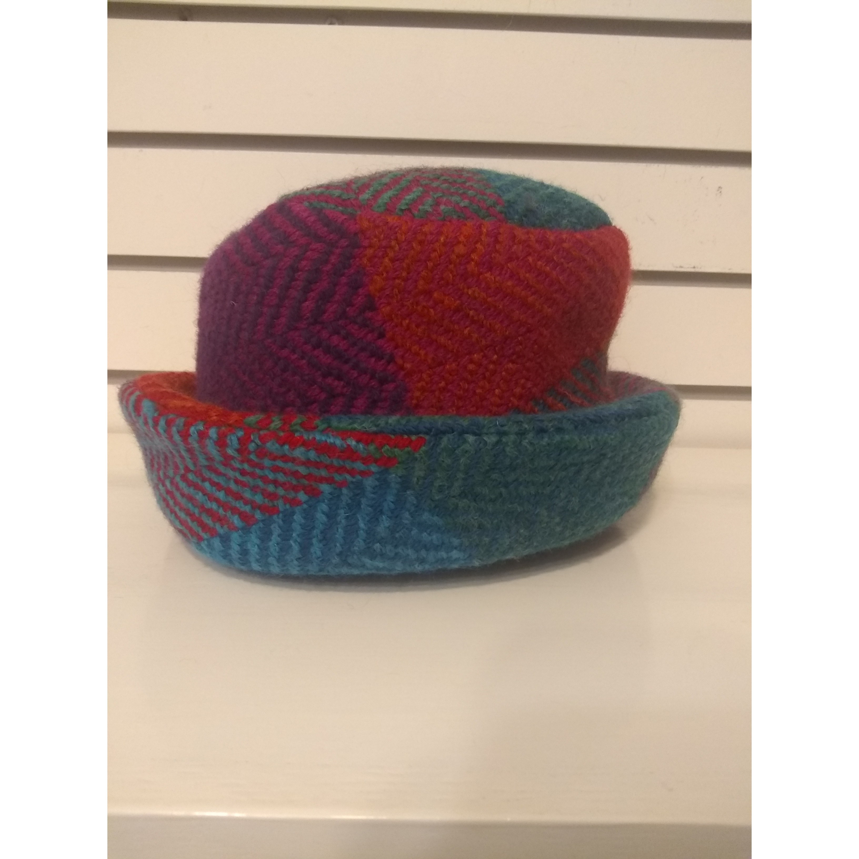 Branigan Weavers Irish Country Hat (Donegal Red) Clothing Caps Hats at ...