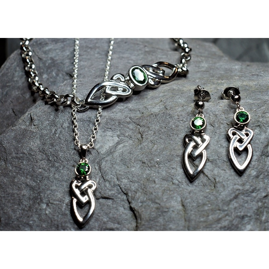 Fado Jewelry Ogham Mo Chroi (Bracelet) Jewelry Bracelets Bangles at ...