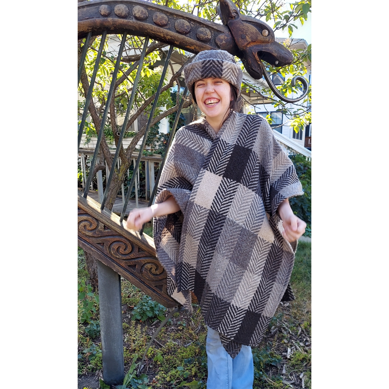 Branigan Weavers Irish Cape Ruana (Multi Brown) Clothing Capes Shawls ...