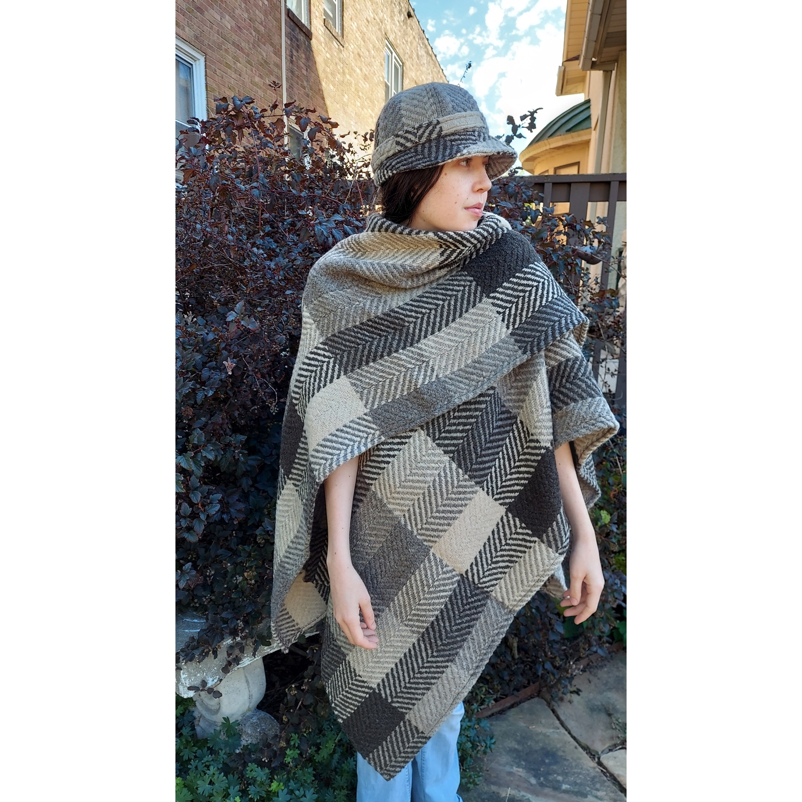 Branigan Weavers Irish Cape Ruana (Multi Brown) Clothing Capes Shawls ...