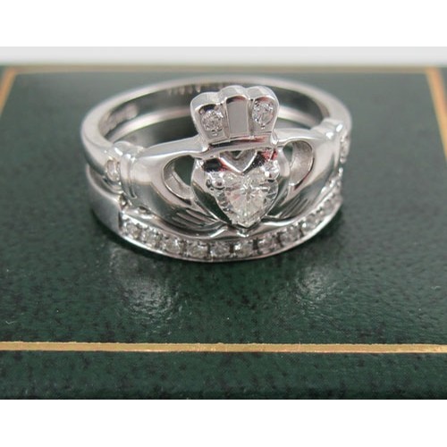 Fado Jewelry Claddagh Ring with Diamond (14K White Gold) Jewelry Rings ...