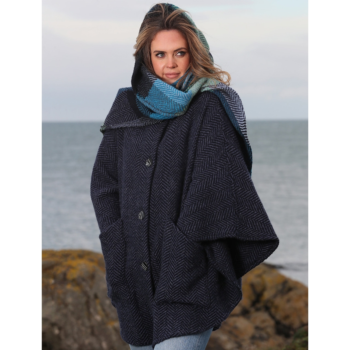 Branigan Weavers Irish Cape Tina (Killybegs Indigo) Clothing Capes ...