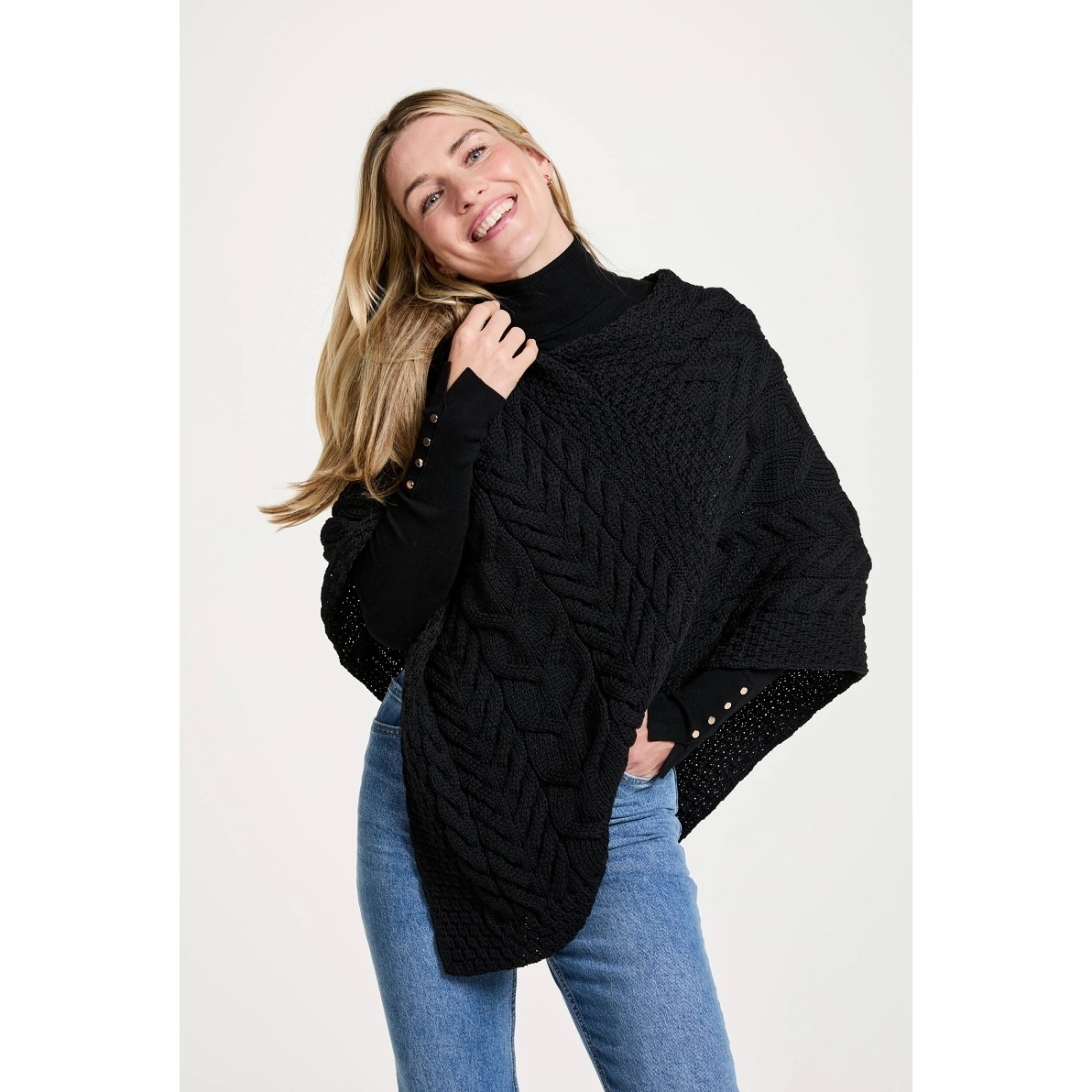 Aran Woollen Mills Irish Triangular Poncho (Black) Clothing Capes ...