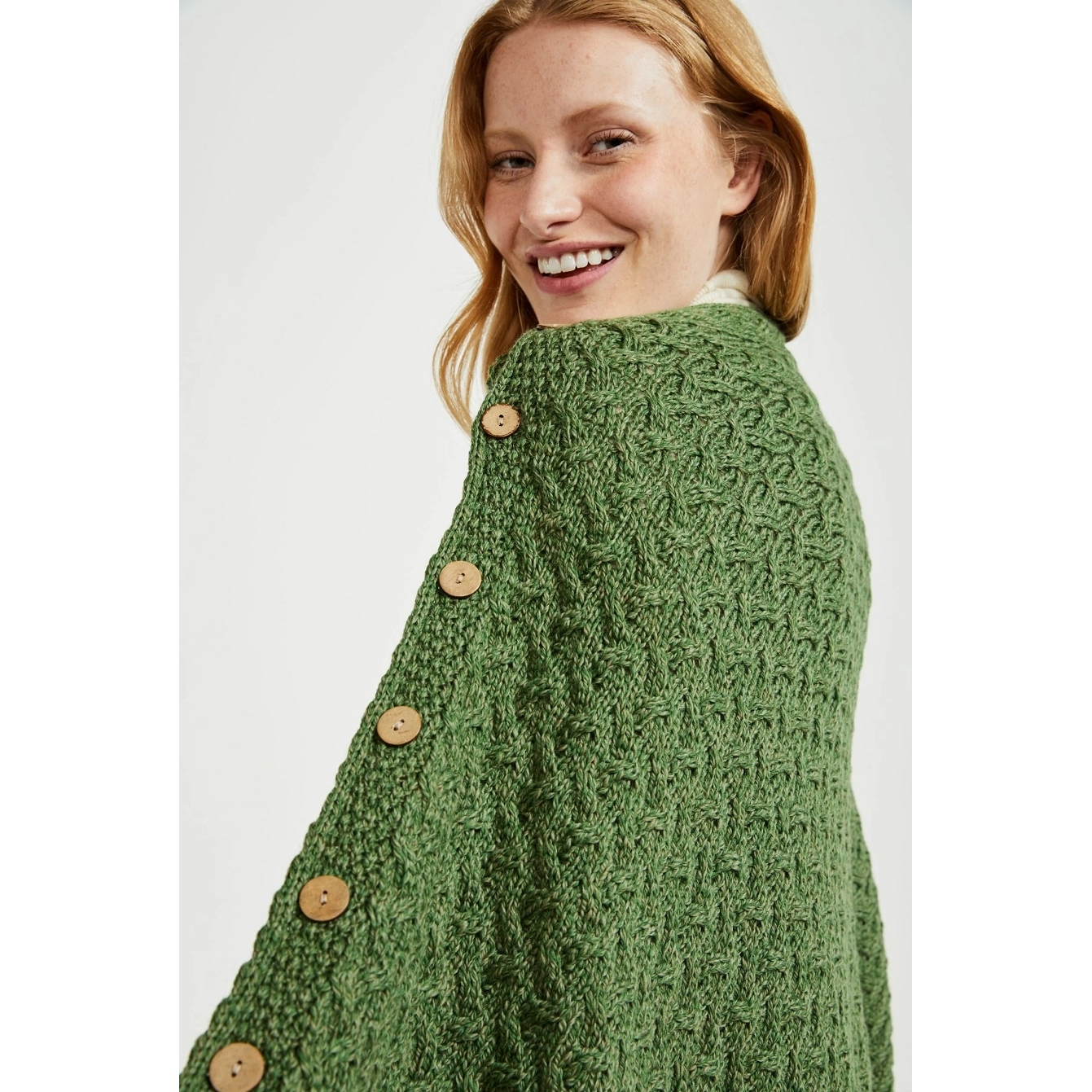 Aran Woollen Mills Irish Shrug Cape (Moss Green) Clothing Capes Shawls ...