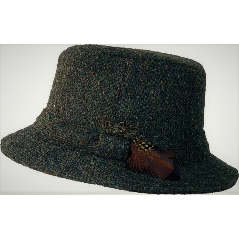 Hanna Hats Irish Walking Hat (Forest Green Tweed) Clothing Caps Hats at ...