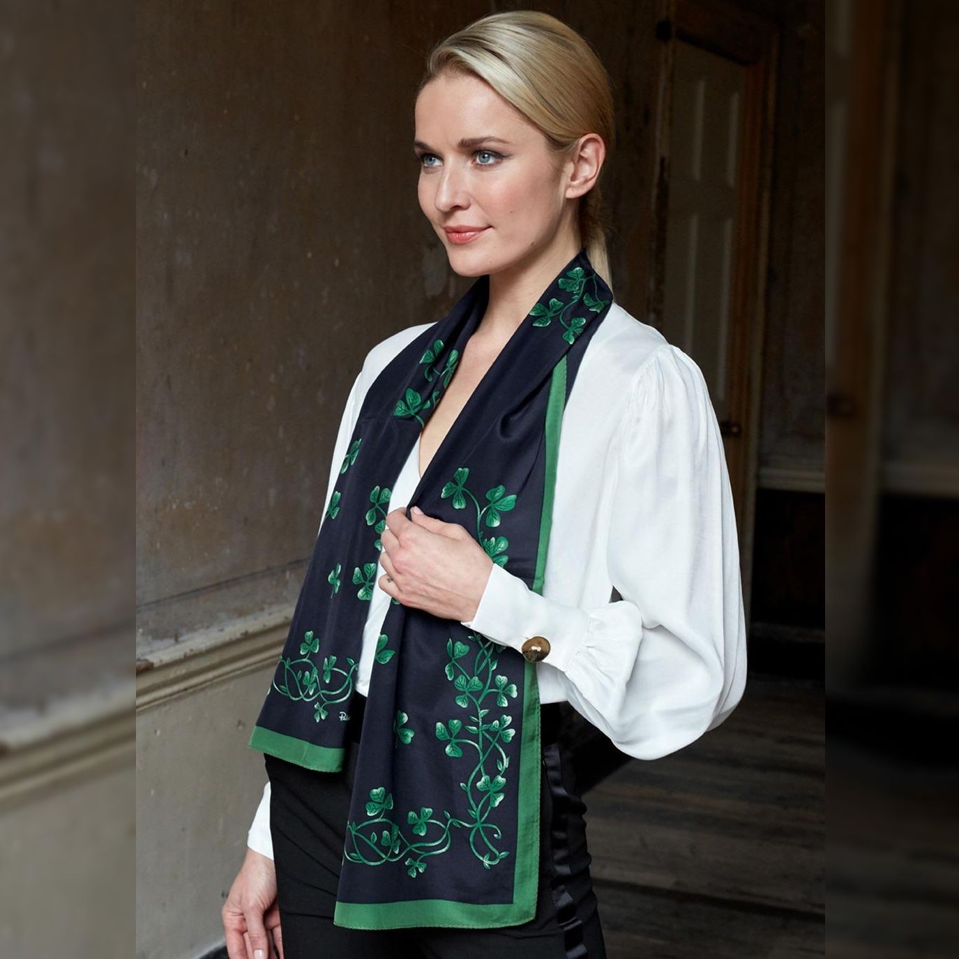 Patrick Francis Irish Silk Scarf (Navy Shamrock) Clothing Accessories ...